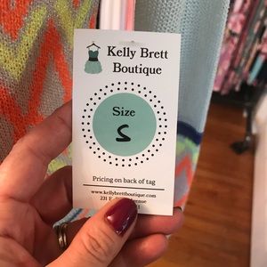 Lulumari | Tops | Nwt Beautiful Lightweight Sweater | Poshmark